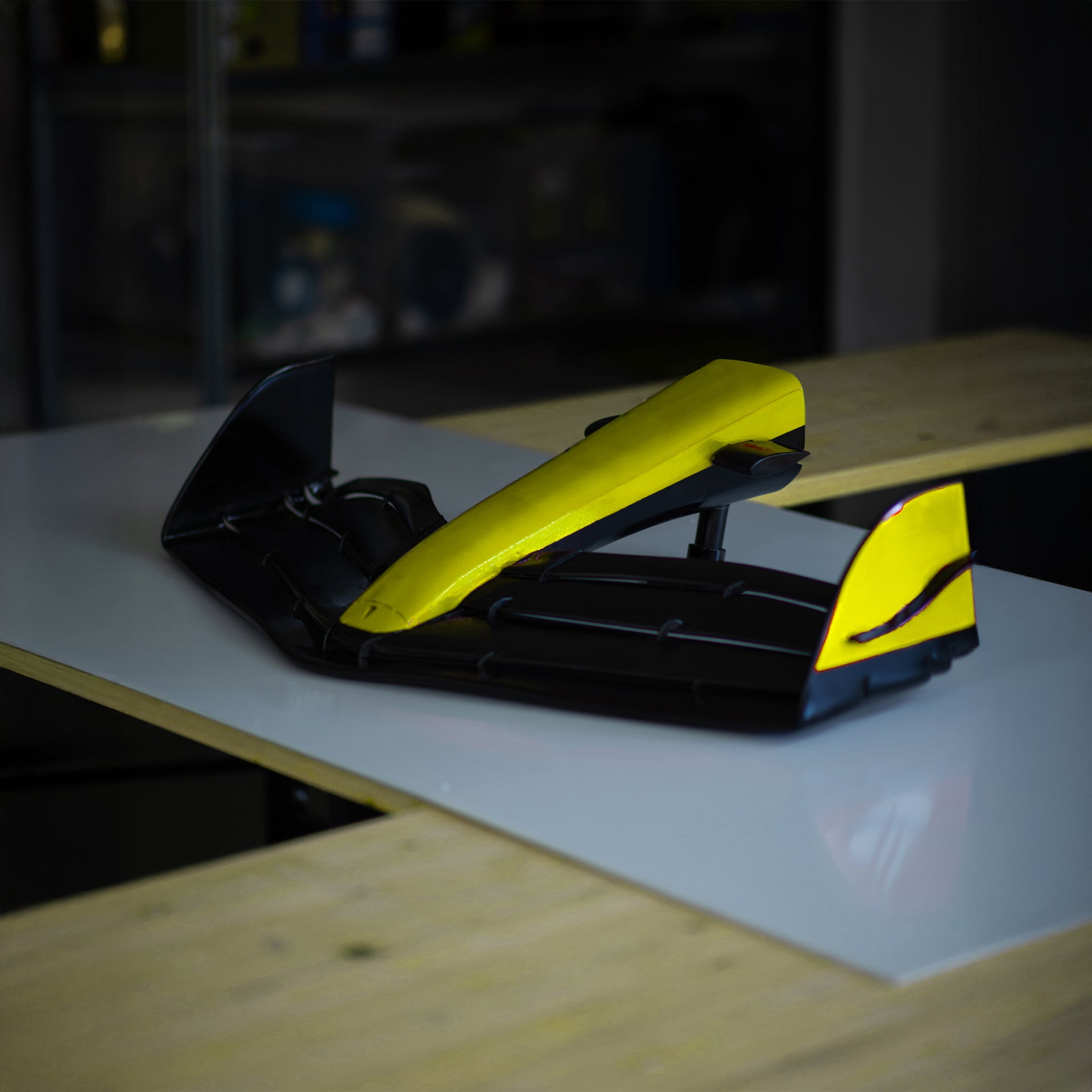 Custom F1 Front Wing – 21RacingStudio